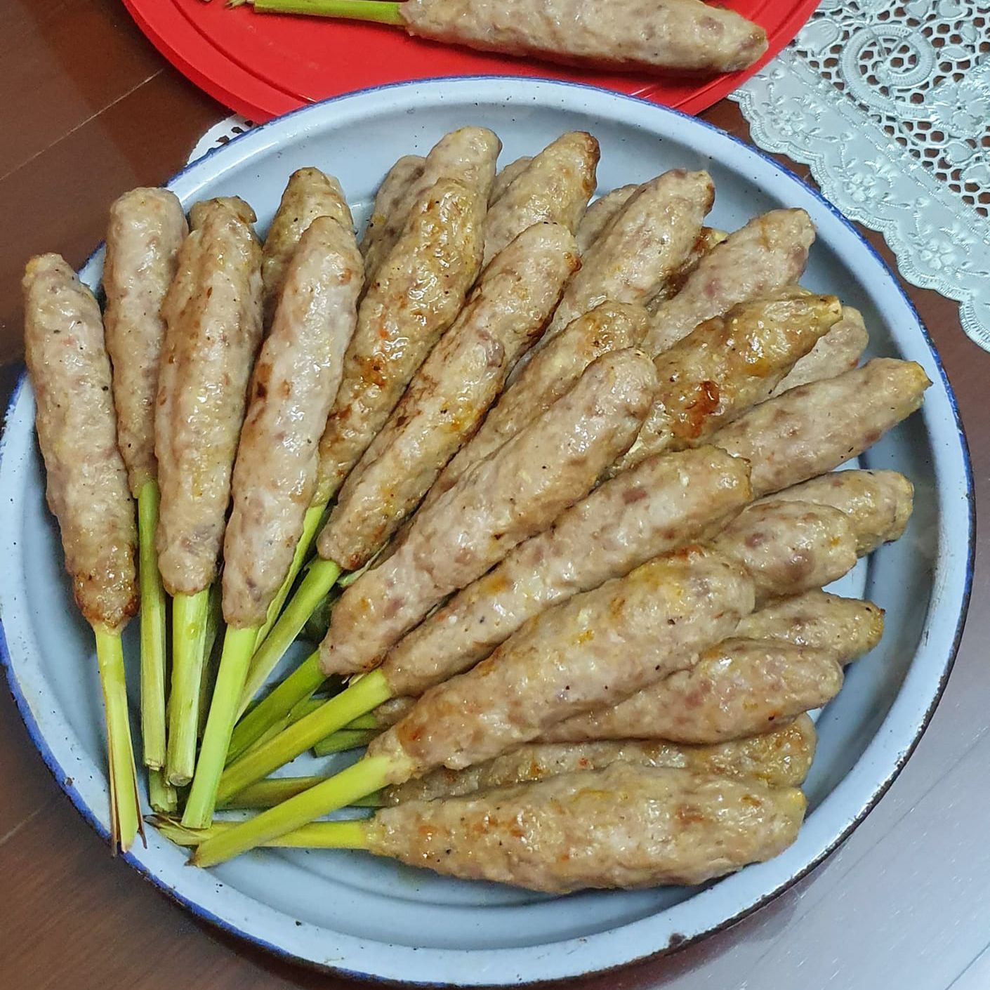 Cách Làm Nem Lụi Nướng Siêu Đơn Giản Tại Nhà